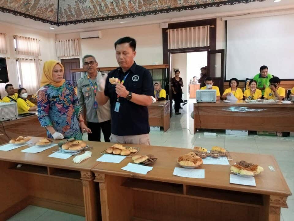 Perang Melawan Narkoba, Masyarakat Kelurahan Kuta Diberikan Pelatihan ...