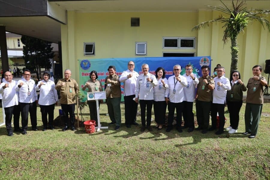 Kementerian LHK dan PWRI Adakan Bakti Sosial Di Balai Besar ...