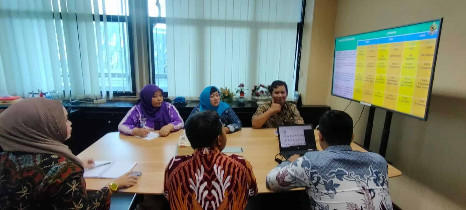 Rapat Evaluasi Penyusunan Rancangan Rencana Aksi Nasional Inpres P4GN ...