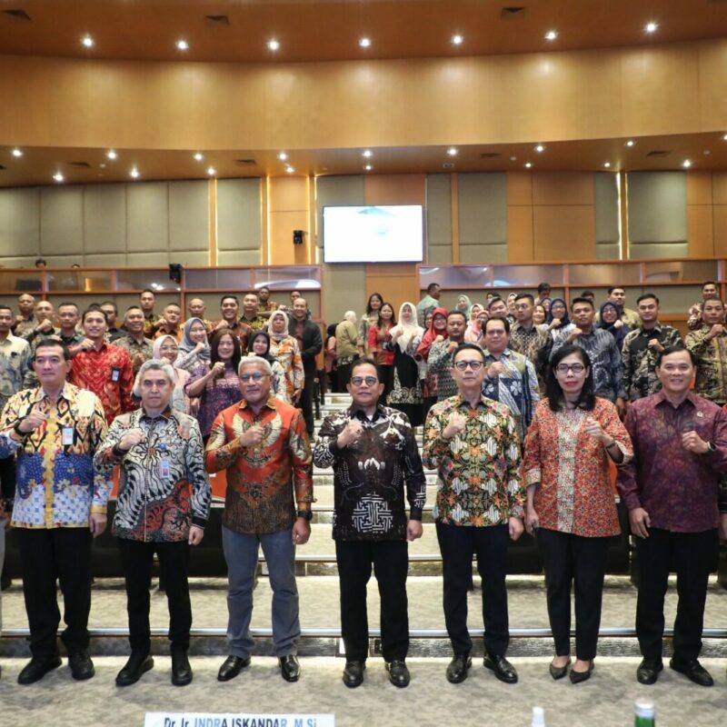 SURAT KEPUTUSAN TENTANG LOGO DAN PIN BNN YANG BARU