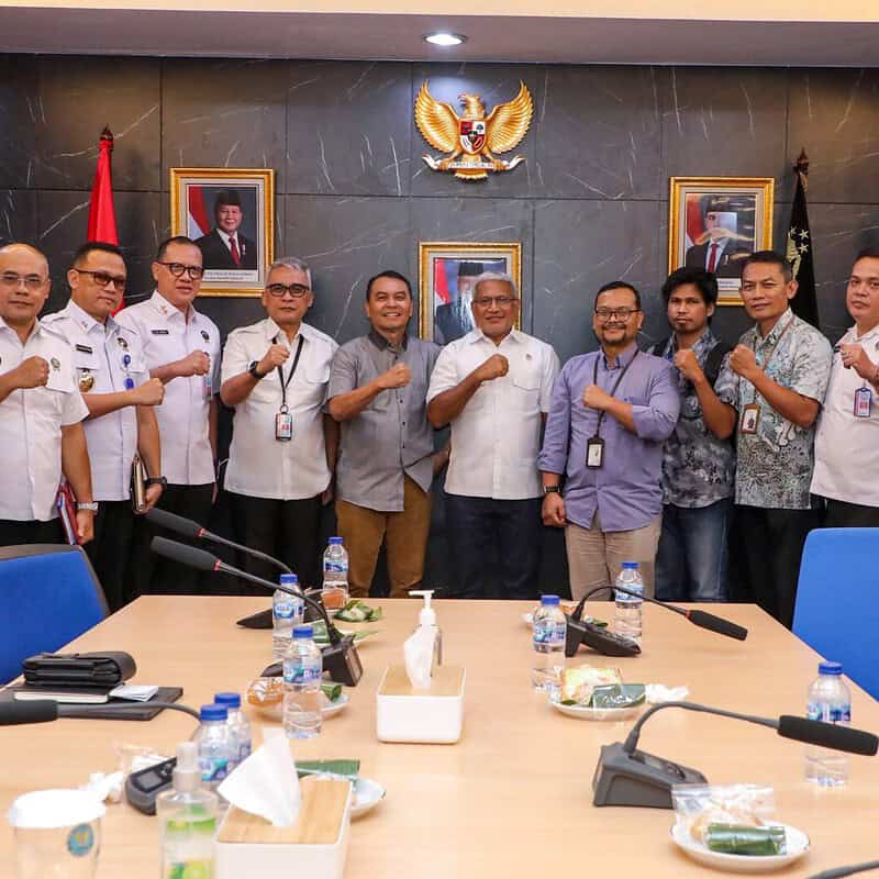 SURAT KEPUTUSAN TENTANG LOGO DAN PIN BNN YANG BARU